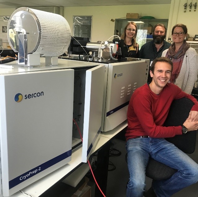 Tracking nitrate and ammonium in the environment - GAEA - Geo ...